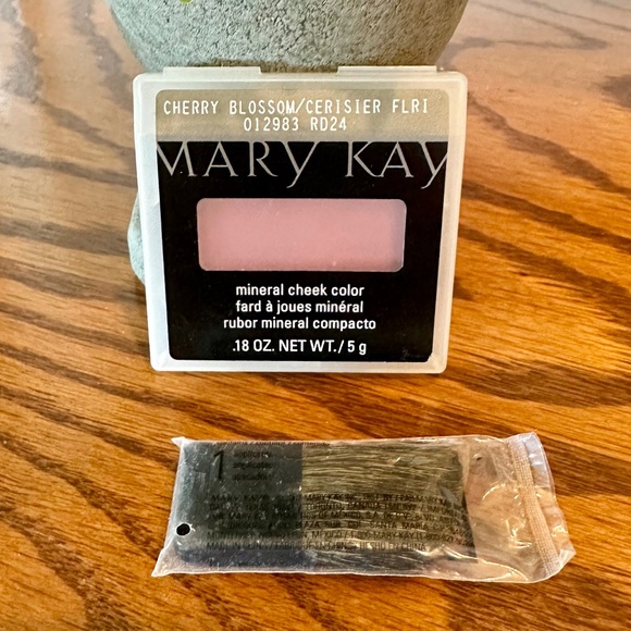 Mary Kay | Makeup | Mary Kay Mineral Cheek Color Cherry Blossom With ...